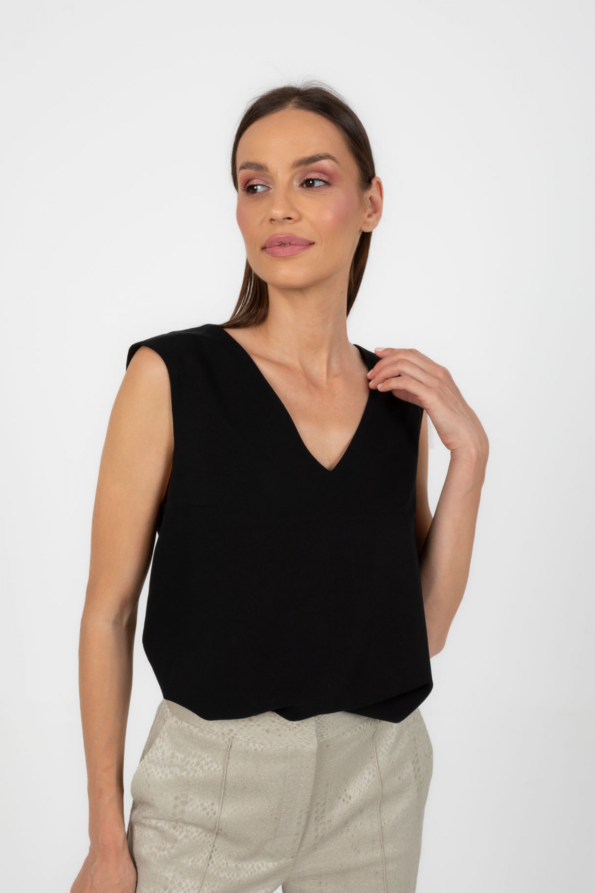 BLUZA OD VISKOZE BEZ RUKAVA