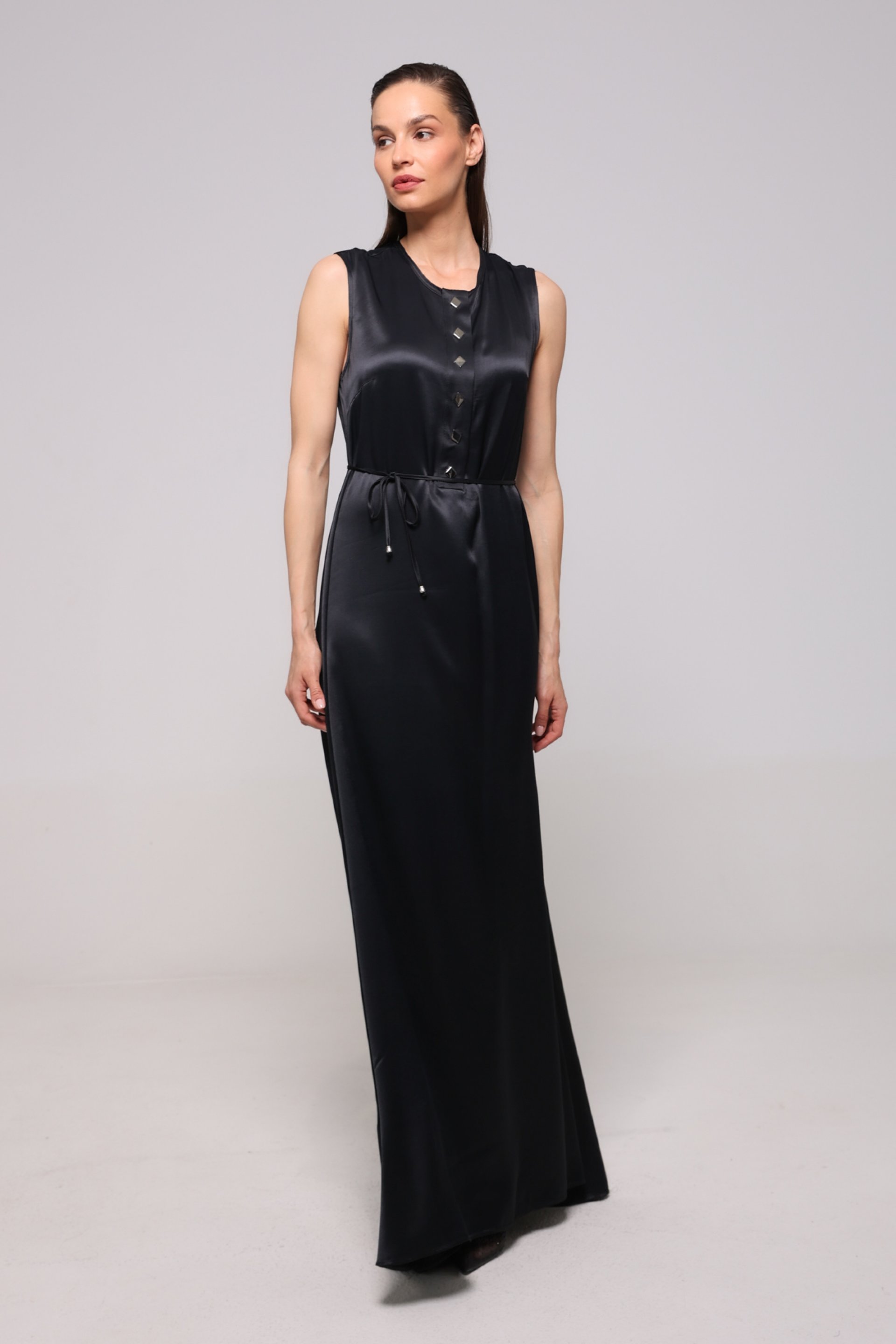 DUGA VISKOZNA HALJINA BEZ RUKAVA